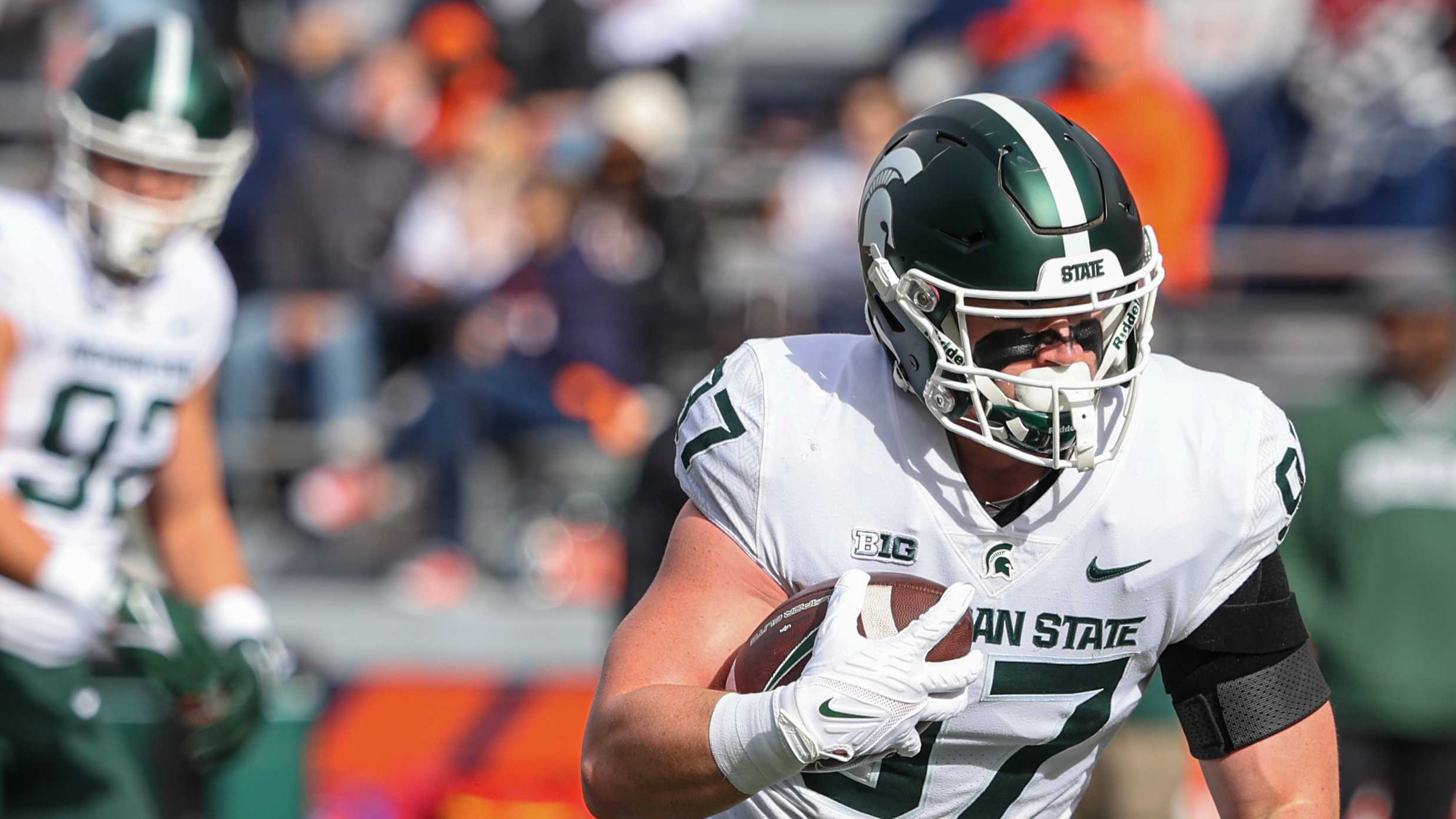 Michigan State football's super seniors can sense chip is back on shoulder