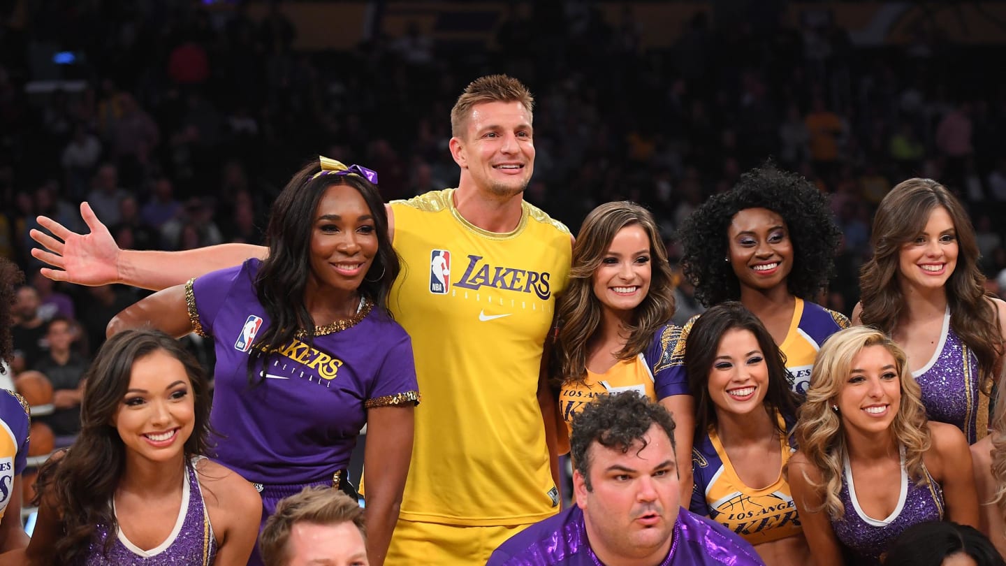 Rob Gronkowski Thinks LeBron James Would've Dominated NFL at One Key ...