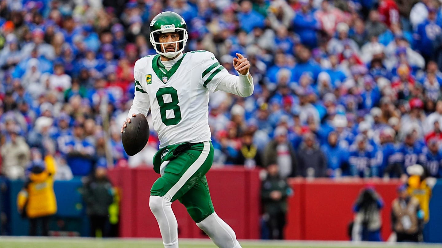 Aaron Rodgers Had Cringe Joke About ‘Darkness’ When Asked About ...