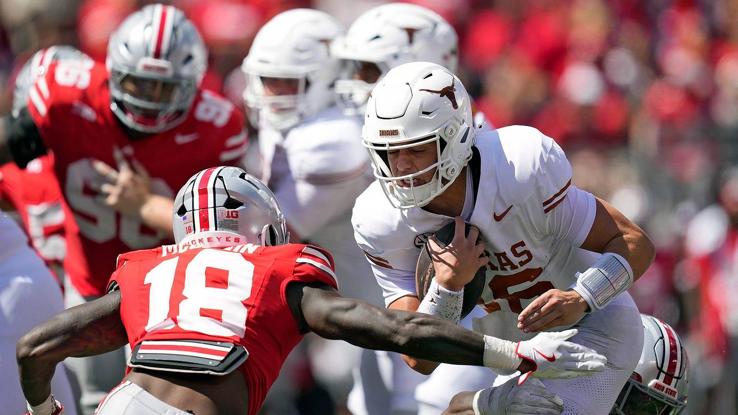 Texas Longhorns Make History in The Worst Way vs. Ohio State