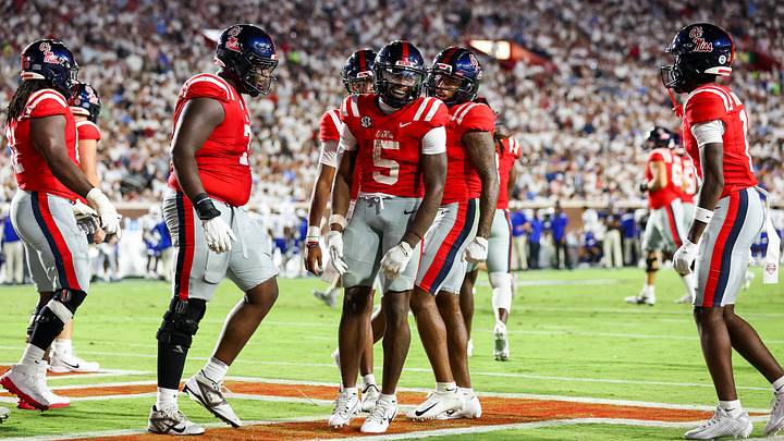 The Early Betting Lines: Ole Miss Football at Georgia Bulldogs in Week ...