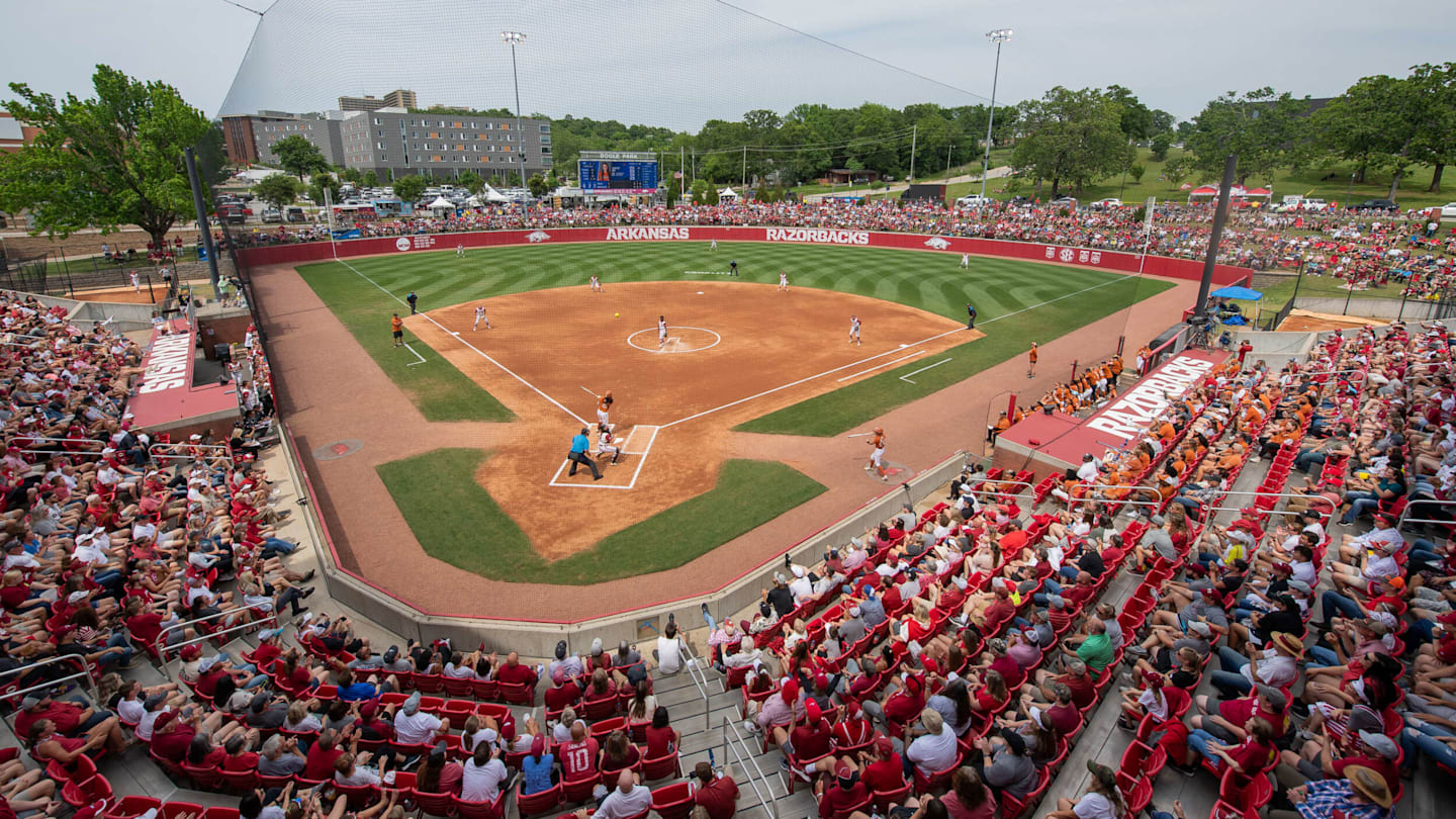 Bri Ellis, Arkansas Softball Make NCAA History Alongside Razorback Baseball
