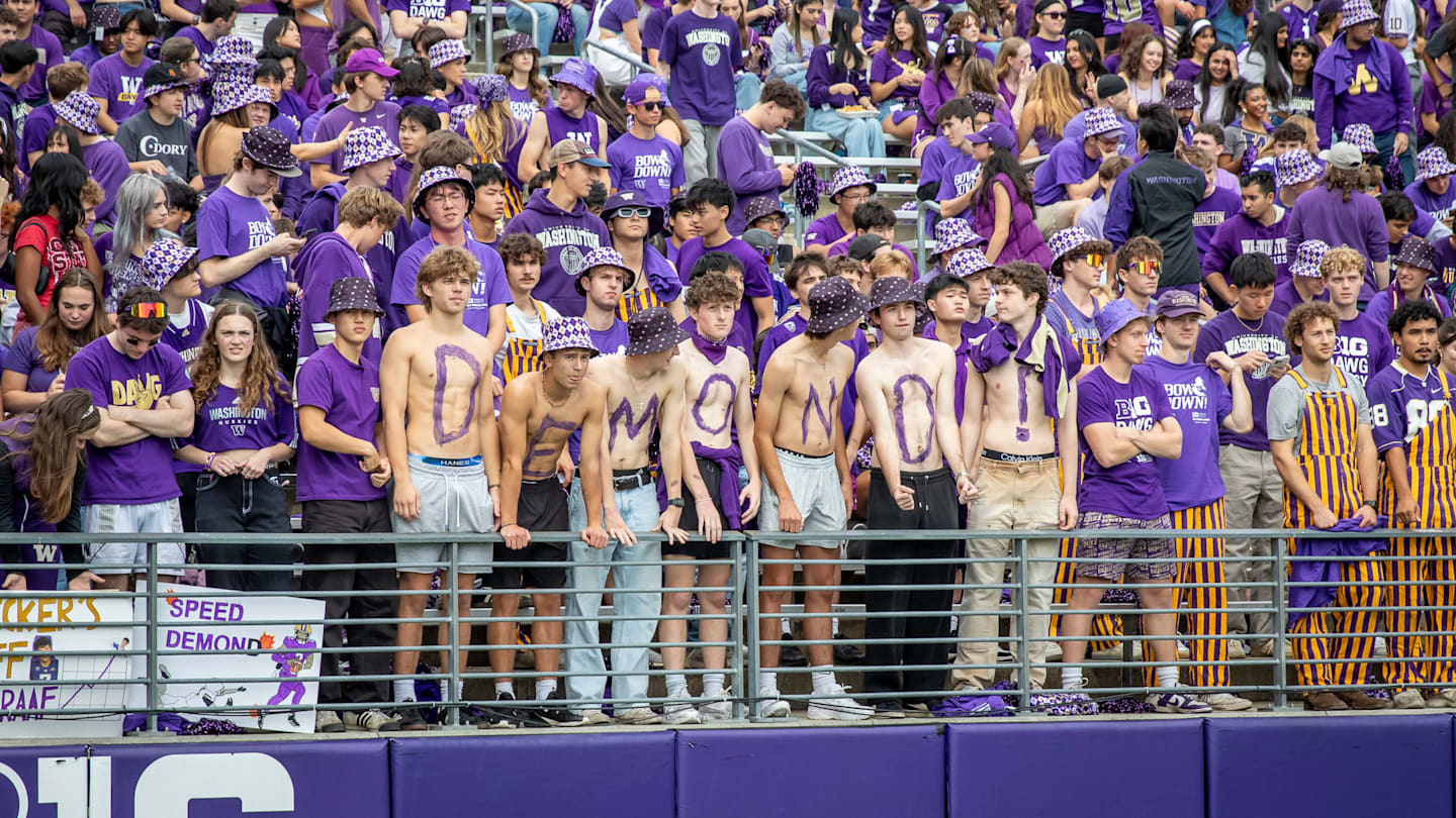 Huskies Reportedly Will Fill Out 2026 Schedule With Utah State