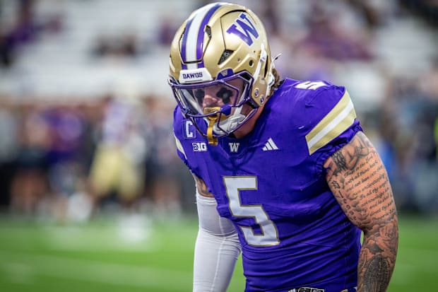 Durfee Had No Stats in Opener, But Made Things Happen