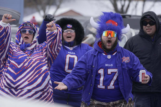 Bills' staff shares 'craziest' Highmark Stadium moment prior to ...