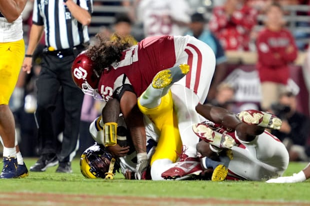 Oklahoma-Michigan Review: PFF Grades and Snap Counts