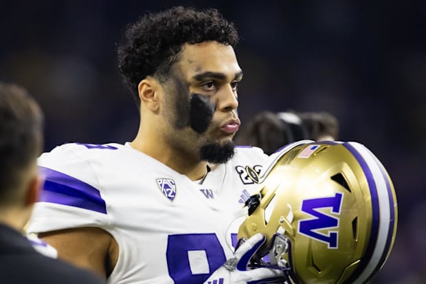 Husky Tight-End Position Takes Beating At Michigan