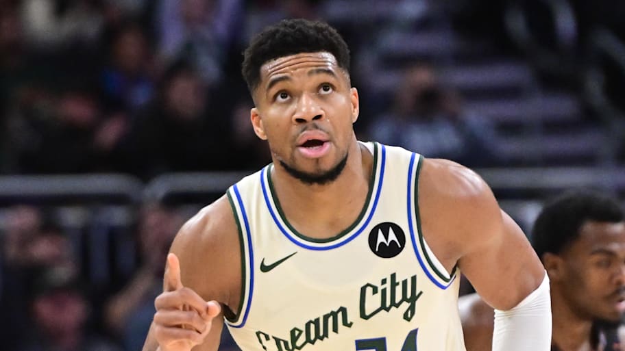 3 things that should be on the Milwaukee Bucks' 2025 Christmas wishlist ...