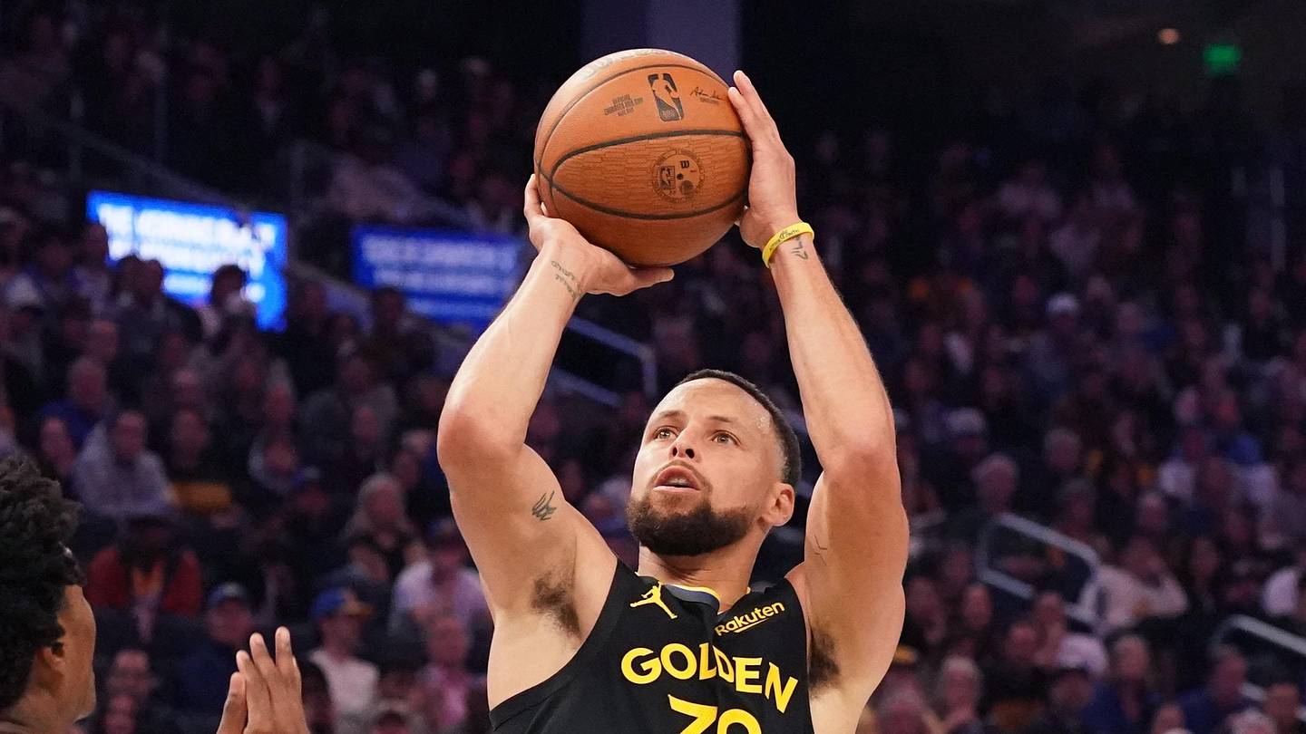 Warriors Make Decision on Stephen Curry’s Availability for Friday Game ...