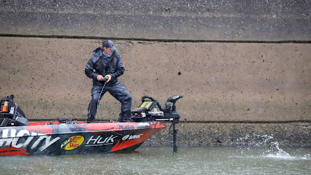 Dustin Connell Wins REDCREST 2025 at Lake Guntersville MLF Championship