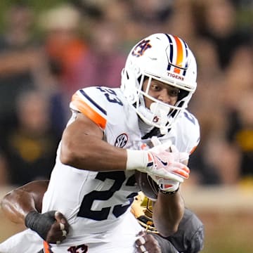 Auburn Tigers Freshman TE Hollis Davidson III Arrested on Drug Charge