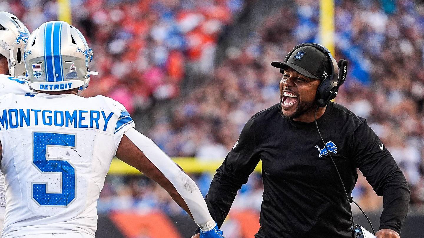 Detroit Lions Coach Reveals Why RB's 'Hate' Watching Film With Him