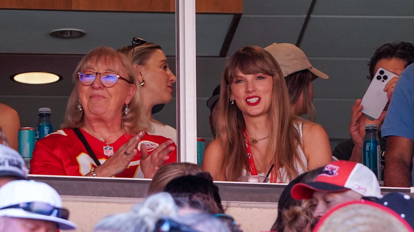 How Travis Kelce's mom Donna feels about intense fame amid Taylor Swift ...