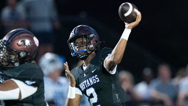 Deuce Knight highlights Notre Dame football's future at Elite 11 finals