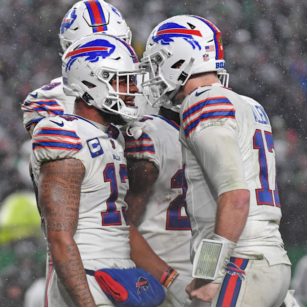 What does the Gabe Davis addition mean for Buffalo Bills' WR corps?