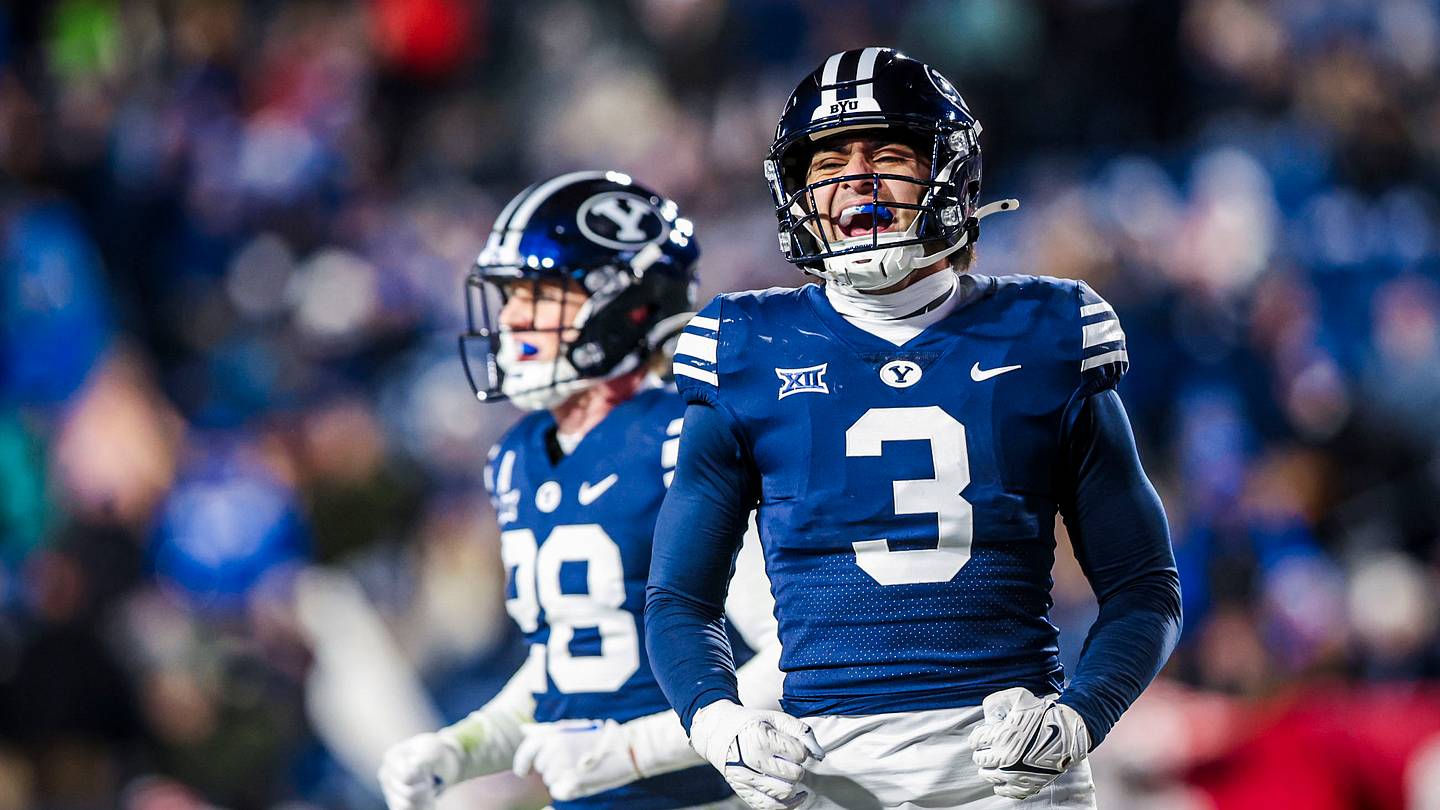 BYU Football to Wear Navy Uniforms in Season Opener Against Portland State