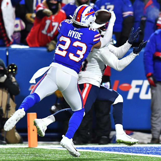 Former All-Pro safety ditches retirement for late-season Bills' rendezvous