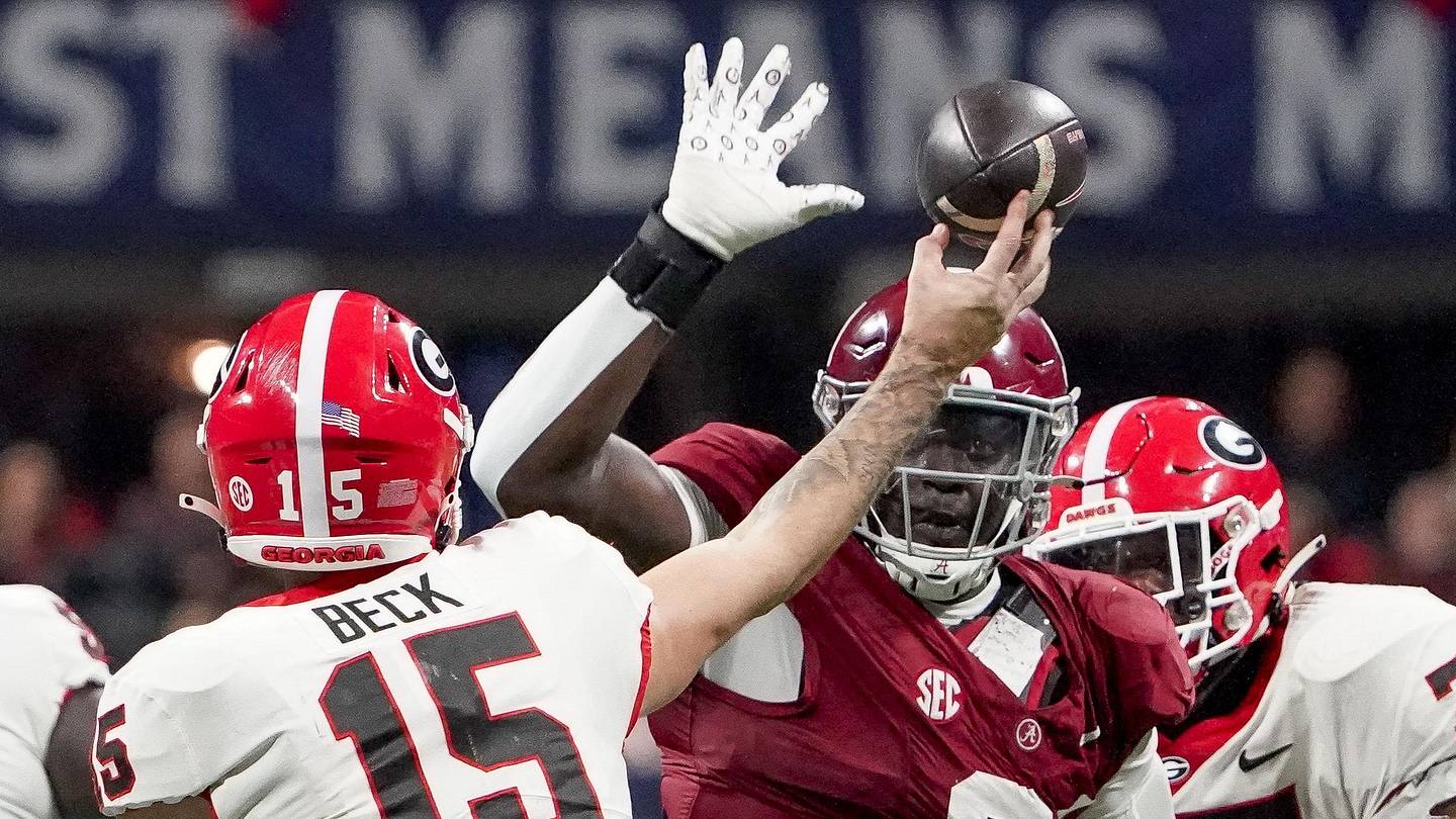 Alabama Football: A new 'going rate' for starting quarterbacks?
