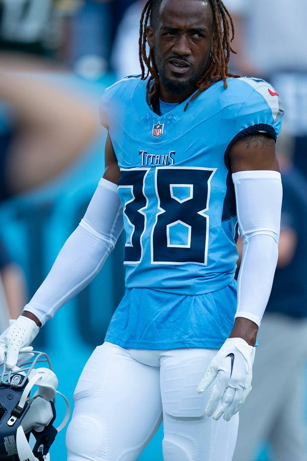 Tennessee Titans Star Gives Advice to Young CB