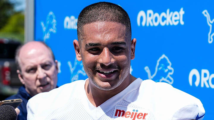 Rookie DE Is Detroit Lions' Highest PFF-Graded Defender Against Chargers