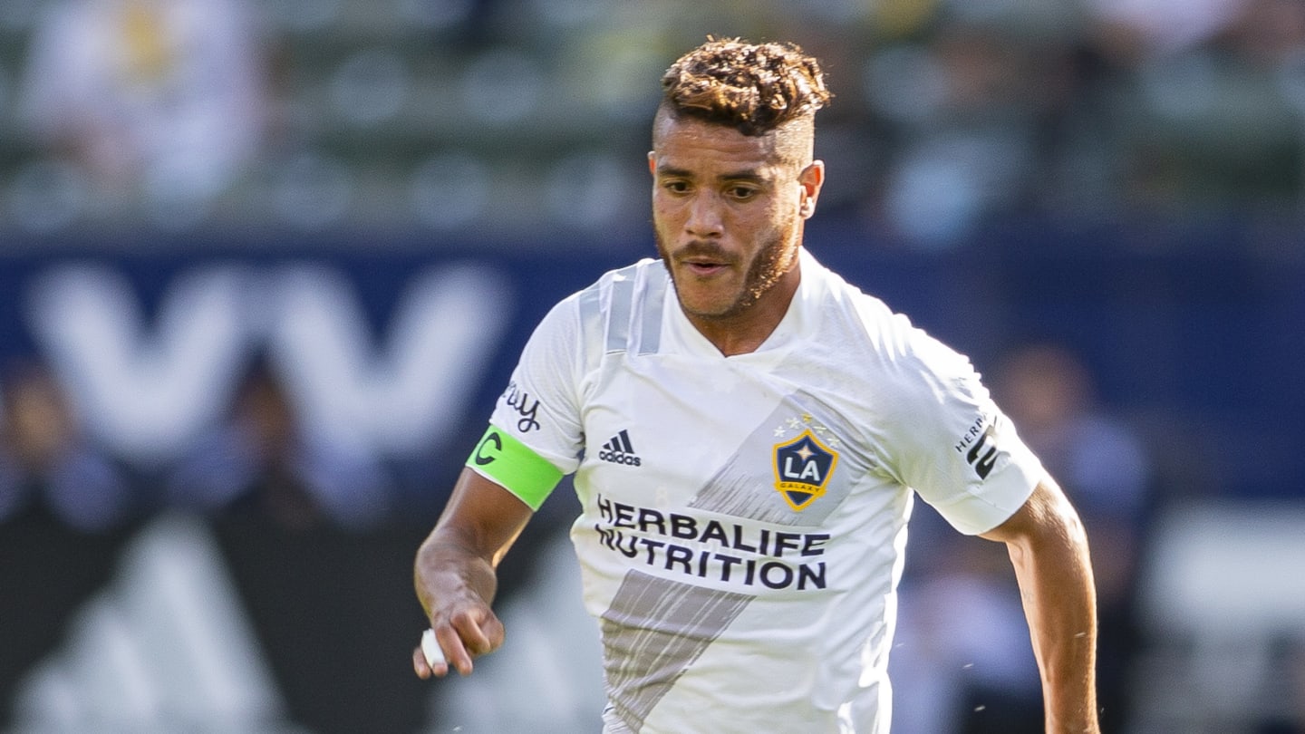 5 cosas que no sabías de Jonathan dos Santos, el segundo refuerzo de ...