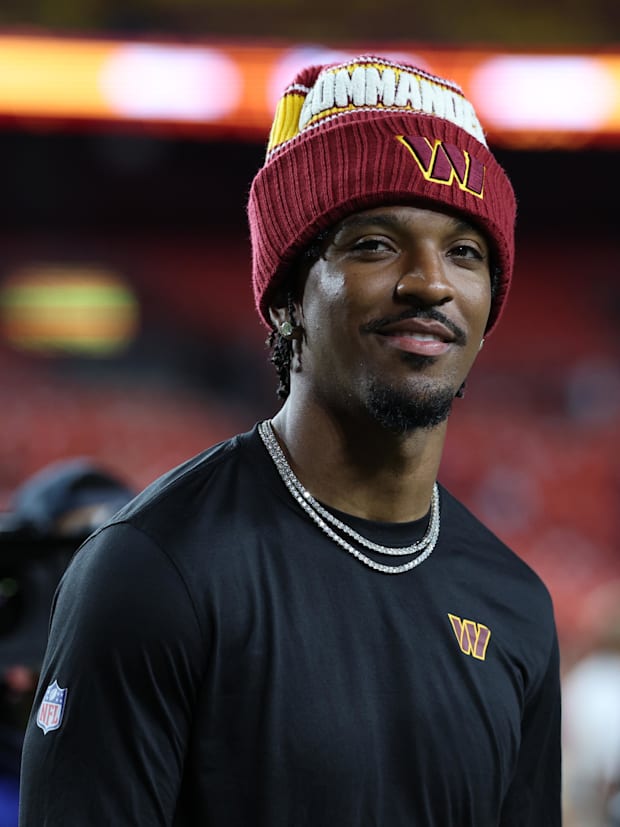 Commanders QB Jayden Daniels is unrecognizable in painstaking hairstyle process