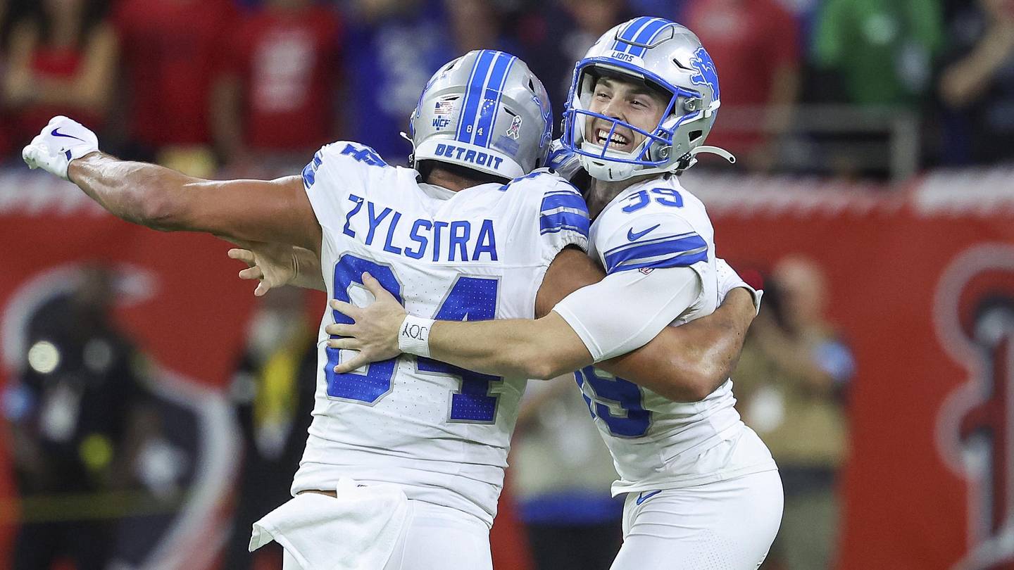 Detroit Lions Week 10 studs and duds: Jake Bates seals comeback win
