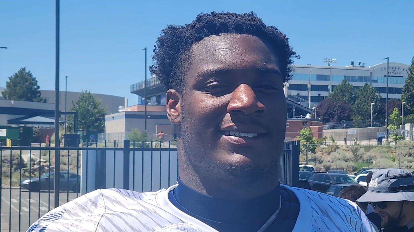 Oregon Ducks' Isaiah World Reveals Reason Behind Transfer Portal Decision