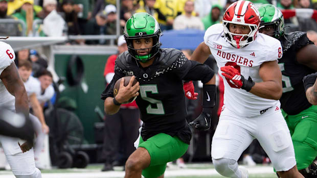 Indiana's Curt Cignetti Makes Coach of Year Case With Win Over Dan ...