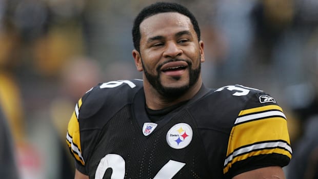 Birthday Wishes for Notre Dame and Pittsburgh Steelers legend Jerome Bettis
