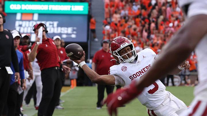 Oklahoma-Texas Preview — One Big Thing: Can Michael Hawkins Be Elite?