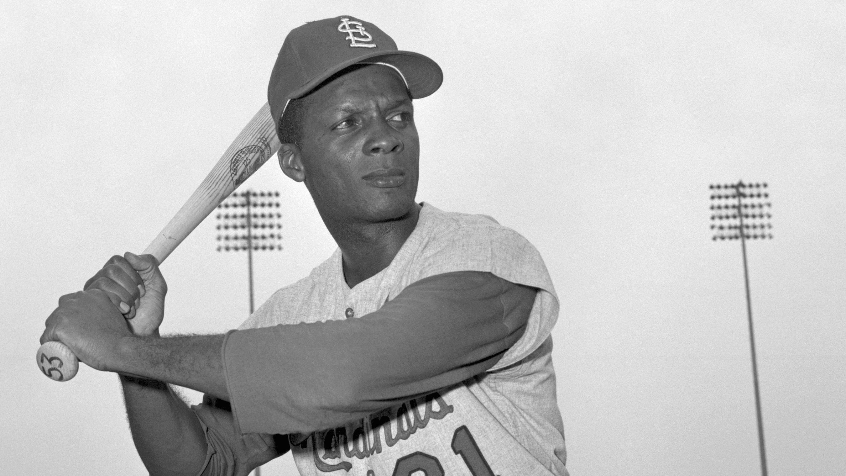 The Cardinals and baseball need to give Curt Flood his due
