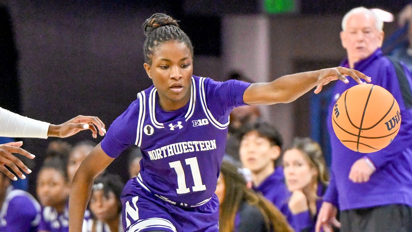 Northwestern Transfer Guard Hailey Weaver Commits to Nebraska Women's Basketball