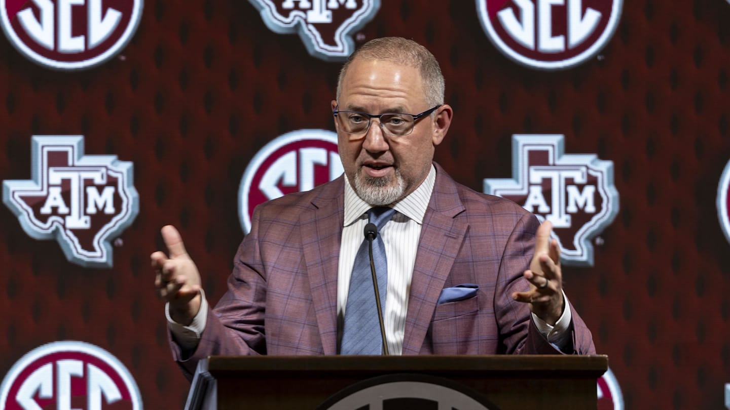 Buzz Williams Previews Impact of Texas A&M Transfers