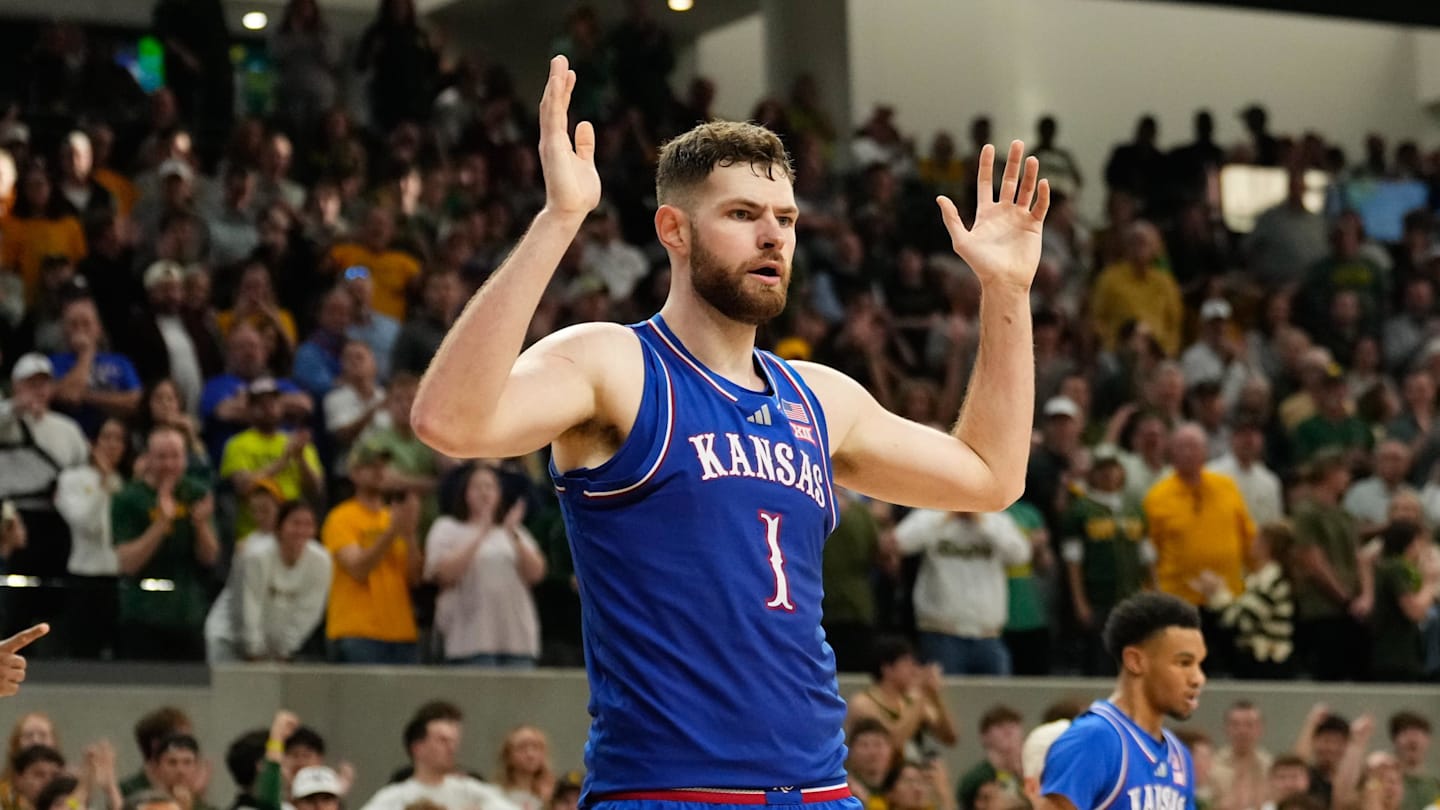 Hunter Dickinson Calls Out Kansas' Performance Following BYU Defeat