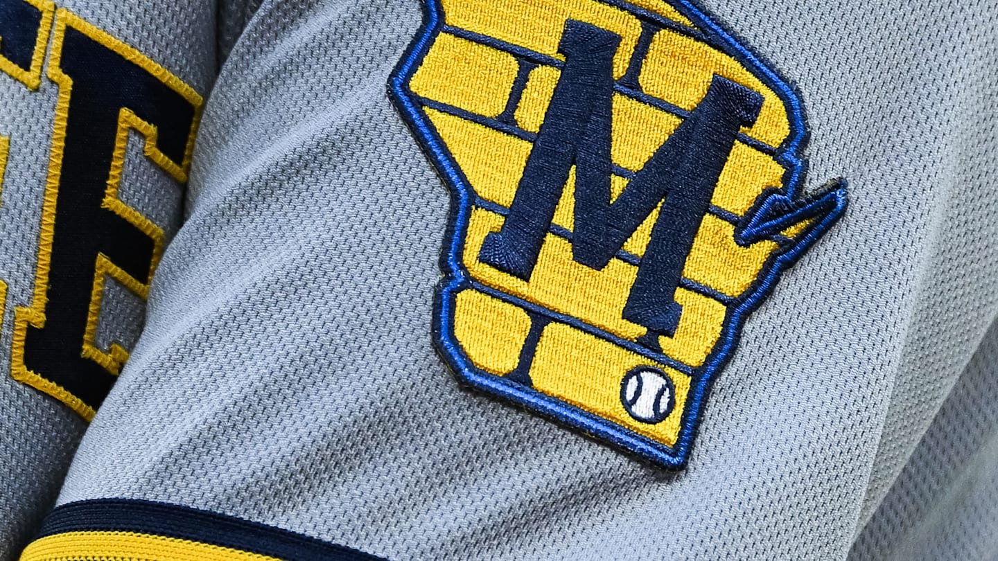 Red Sox Could Enter Sweepstakes For Brewers' Two-Time Reliever Of The Year