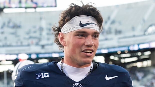 What Oregon Coach Dan Lanning Did at Practice to Prepare for Penn State ...