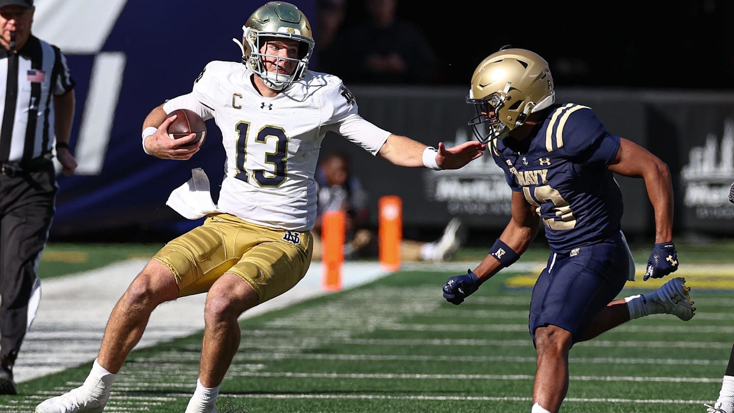 Notre Dame Sinks Navy, Cruises to Break on Six-Game Winning Streak