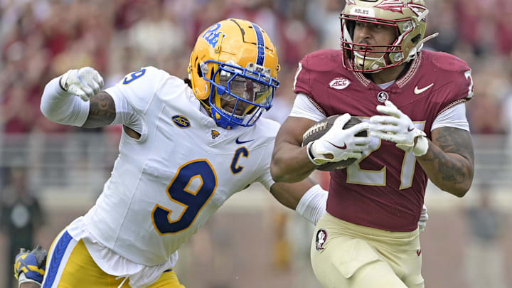 Pitt Panthers All-American LB Leaves Syracuse Game with Injury