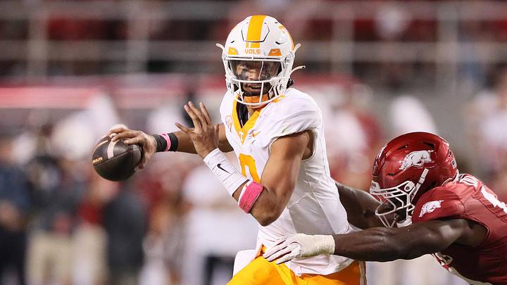 Hogs' Defense Indeed Rocked Volunteers' Offense to Sleep