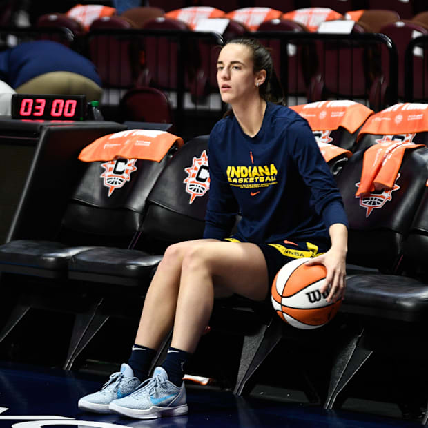 Caitlin Clark looks completely jacked as photo of buff arms goes viral