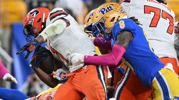 Pitt Panthers Starting CB Suffers Apparent Injury vs. Central Michigan