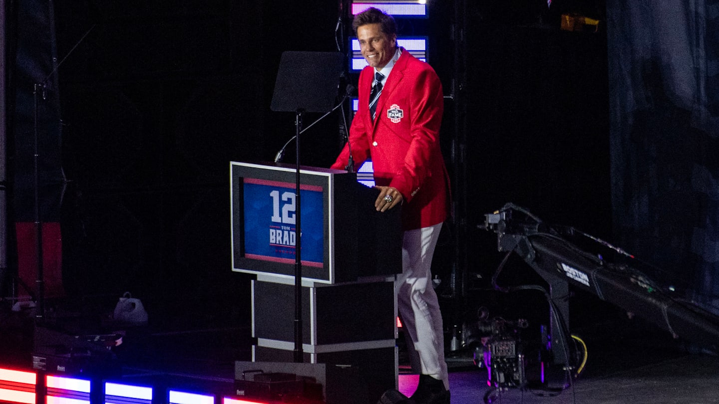Patriots fan POV and recap of Tom Brady Day at Gillette Stadium