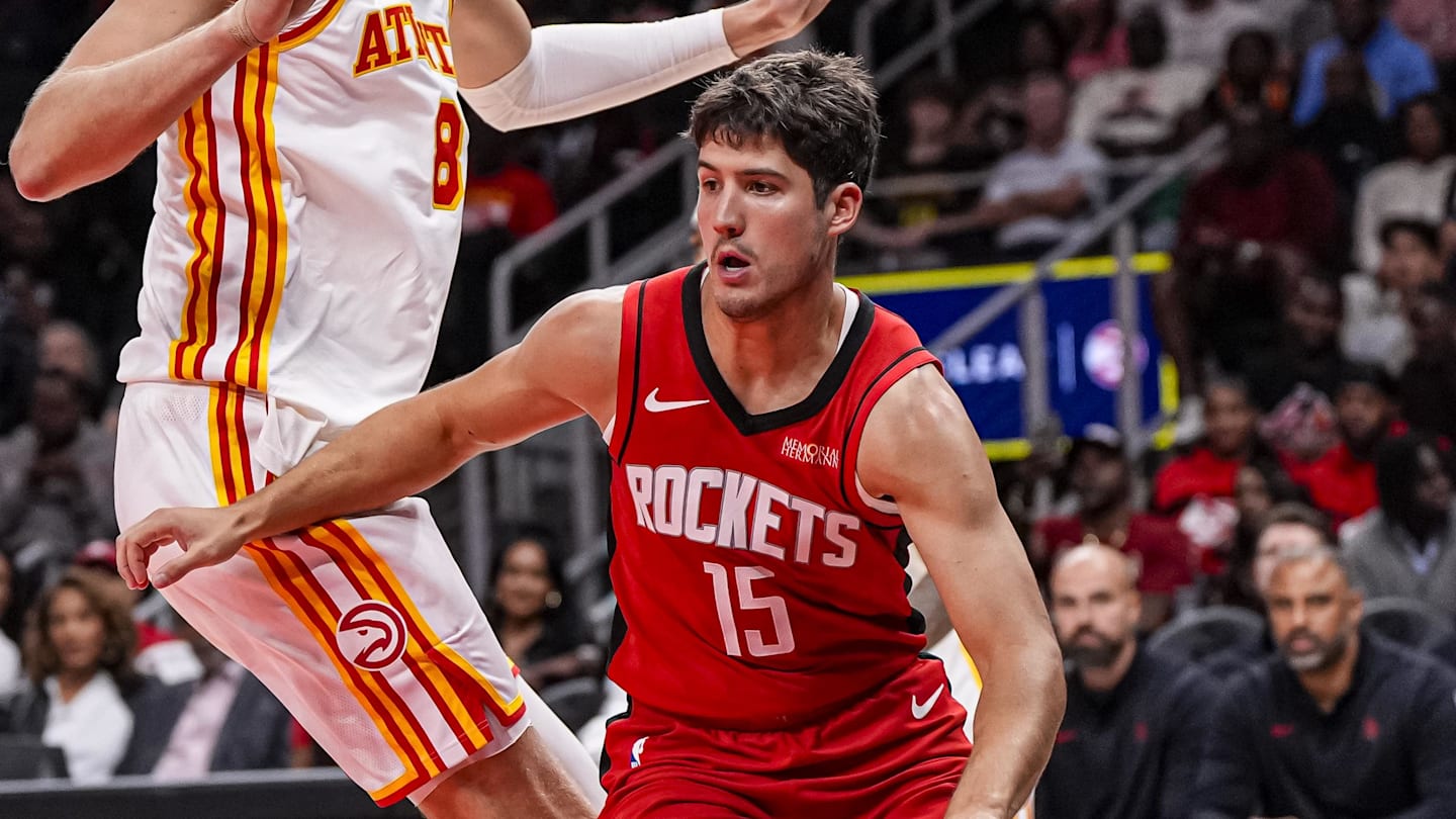 Against the Hawks, Reed Sheppard Proved to Be the Piece the Rockets ...