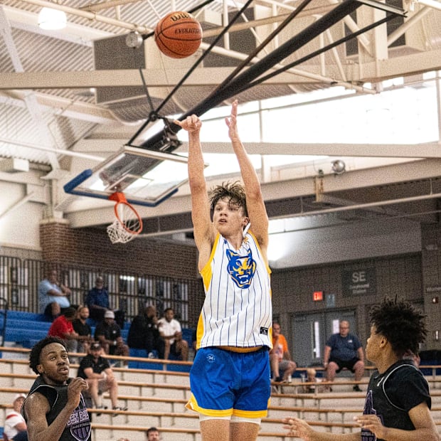 Five-Star Recruit Braylon Mullins Chooses UConn Over Indiana, North ...