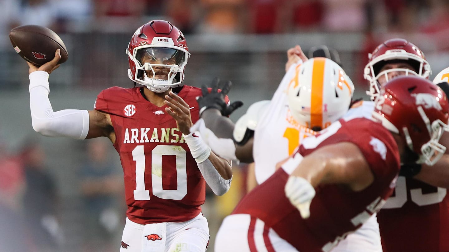 Texas Longhorns In For Major Challenge With Arkansas QB Taylen Green