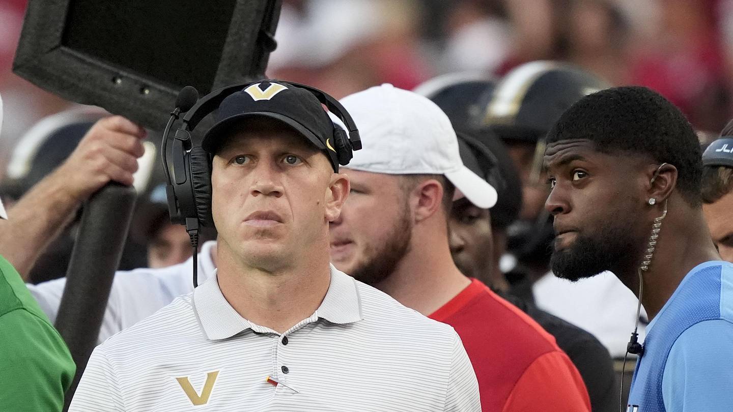 Where Vanderbilt Landed in Coaches Poll, AP Top 25 After Week 6