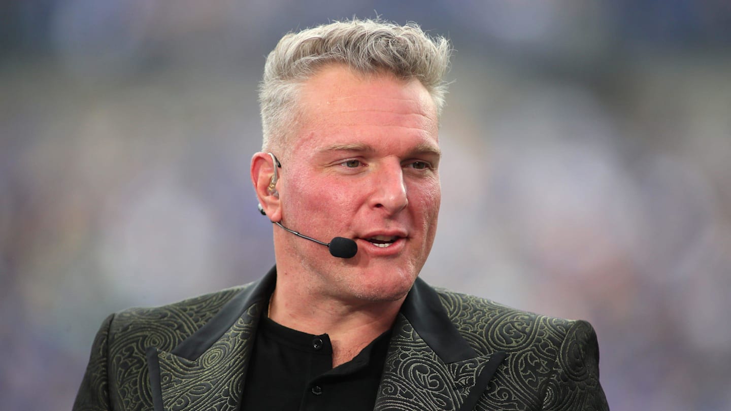 Pat McAfee Invents Perfect Name for Pittsburgh Steelers Spitting Drama