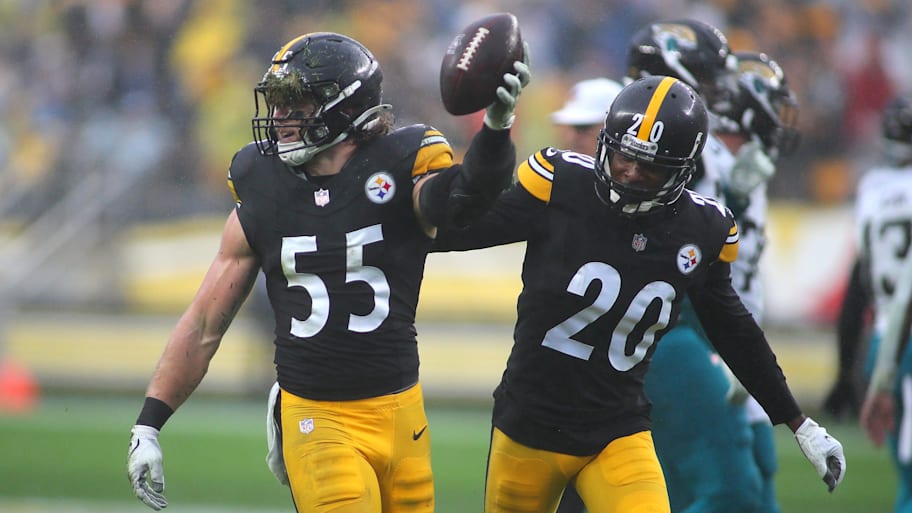 Insider: Steelers' Cole Holcomb Could Make Surprise Return