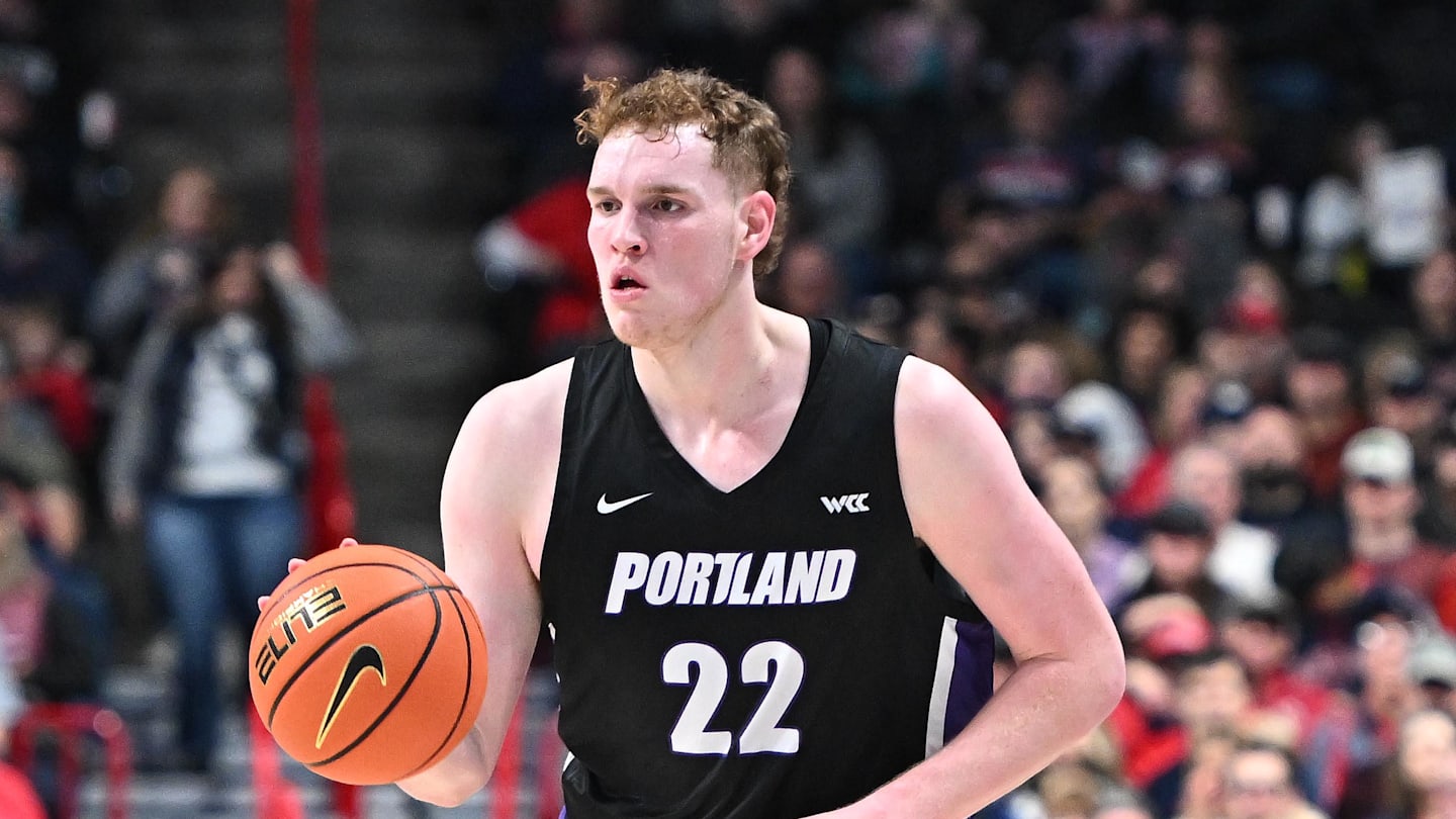 Highly-Coveted Transfer Forward Austin Rapp Visiting Oregon Ducks